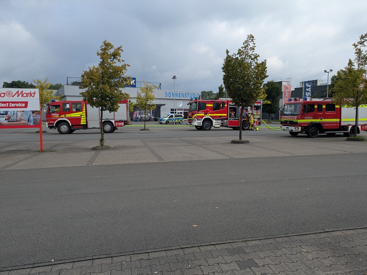 Brand im Tedox-Markt: Feuerwehr Castrop-Rauxel im Großeinsatz | Castrop ...